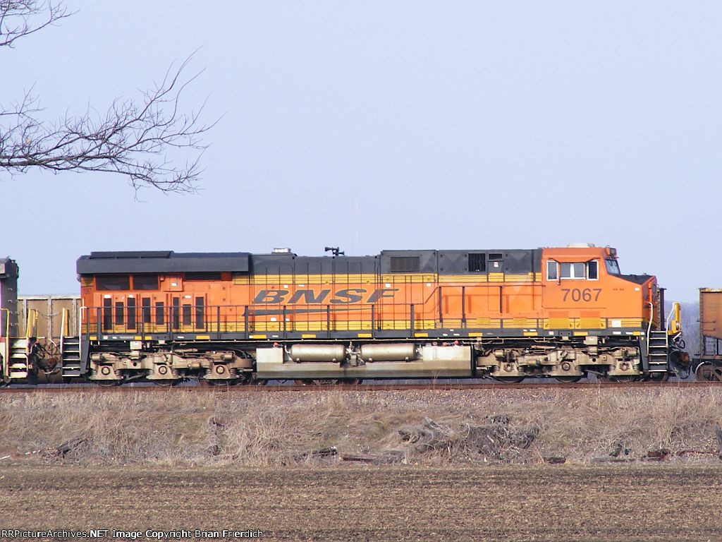 BNSF 7067